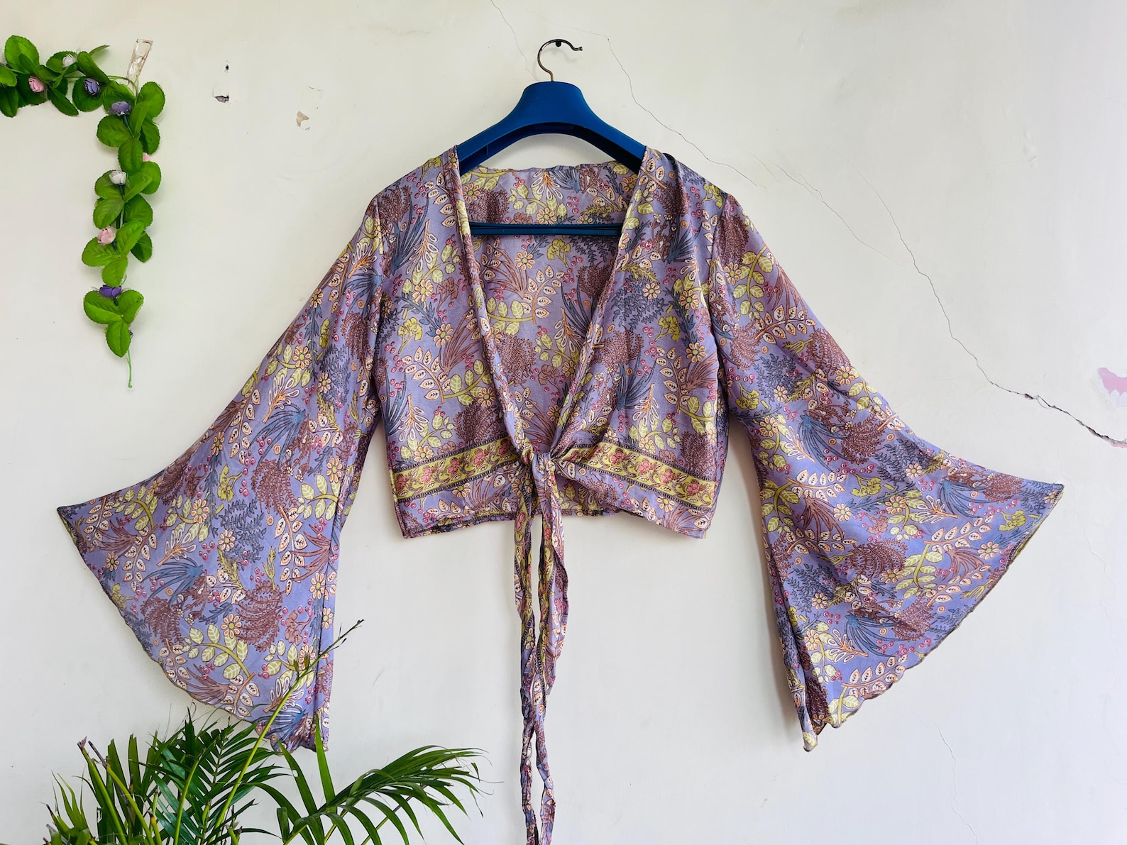 Beautiful Silk Sari Crop Top, Indian Silk Crop Top, Women's Clothing ...