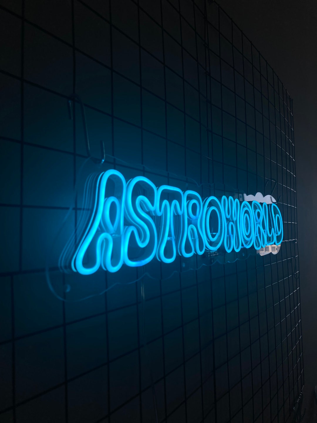 Astroworld Wall Art Girl Neon Sign Queen Neon Decor - Etsy