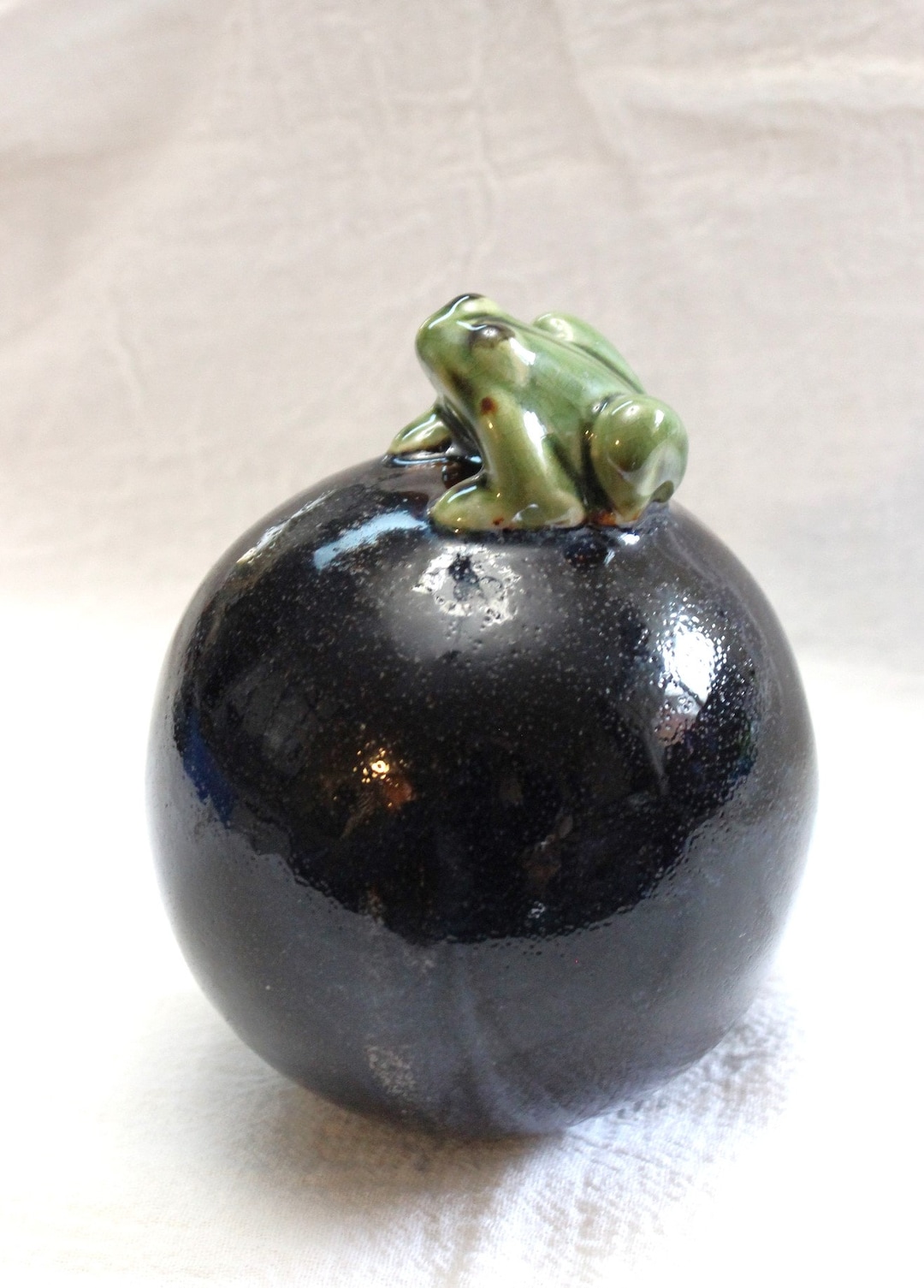 Vintage Ceramic Frog on Sphere Indoor/outdoor Decoration - Etsy
