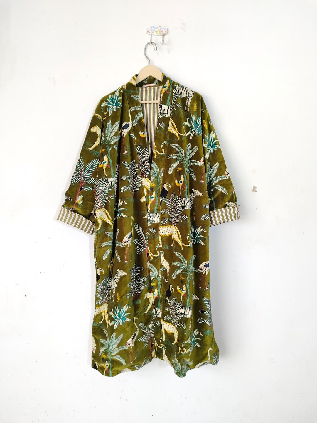 Green Jungle Print Velvet Kimono Robes, Morning Tea Velvet Coat ...