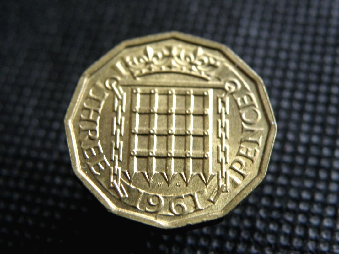 1961 THREEPENCE COIN Original British 3d Coin Queen Elizabeth II Nickel ...