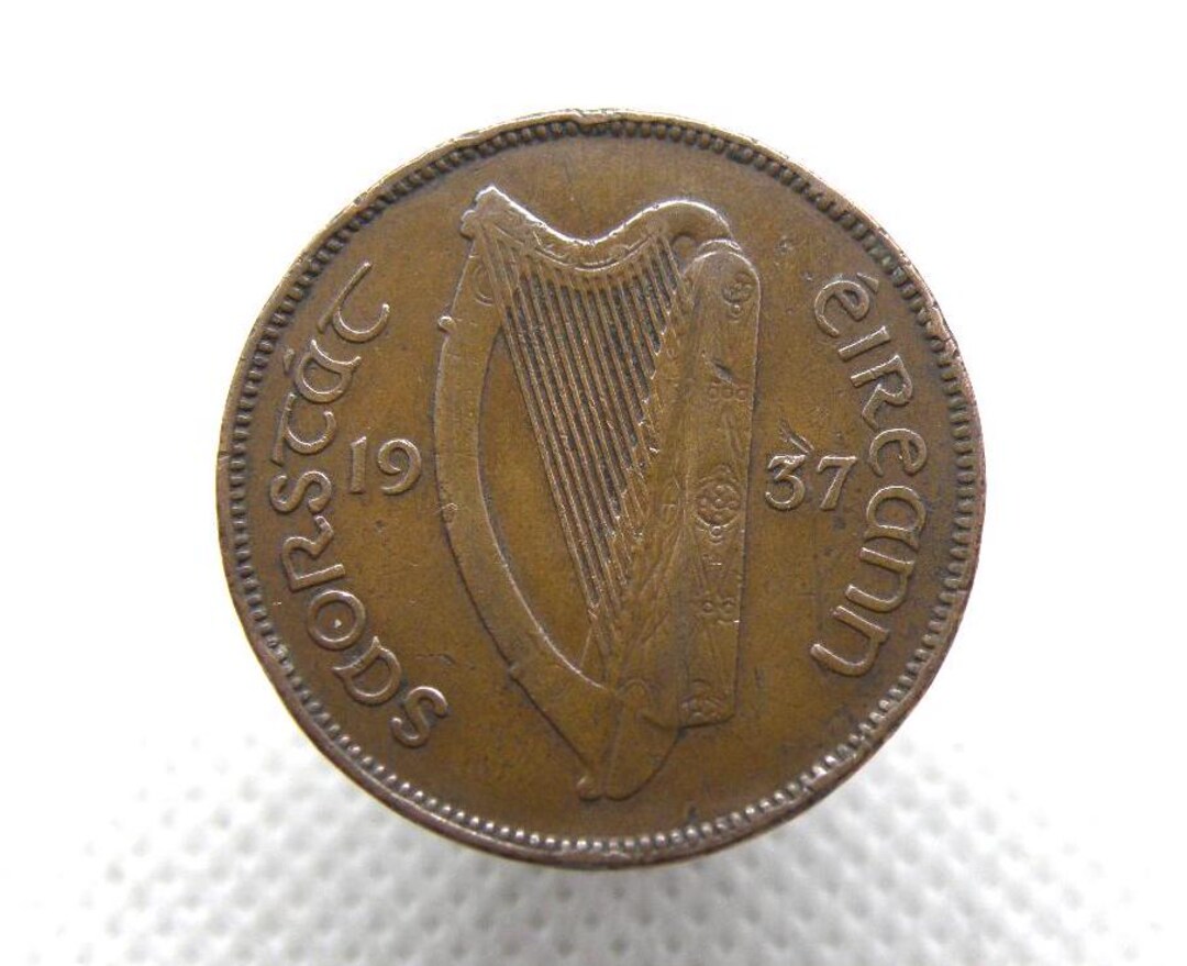 1937 IRELAND / EIRE HALFPENNY Coin - Bronze 1/2d Coin. Pig & Piglets ...