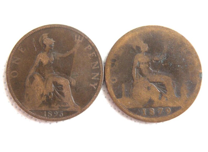 8x VICTORIAN PENNY COINS - Mixed Dates 1863 to 1901 - Queen Victoria ...