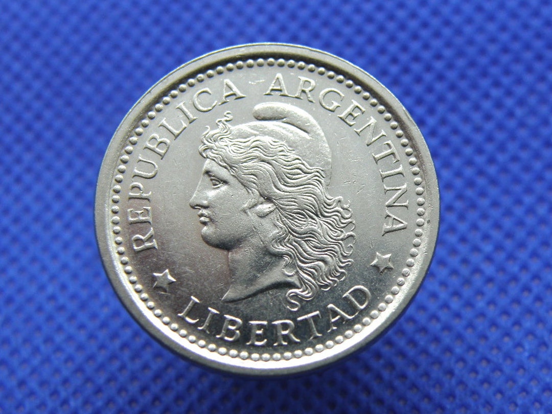 ARGENTINA 1957 PESO COIN One Peso Nickel Clad Steel Vintage Coin Capped ...