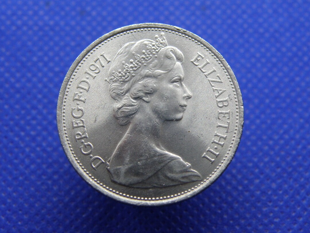 1971 TEN PENCE COIN - British 10p Coin. Queen Elizabeth 2nd - Original ...