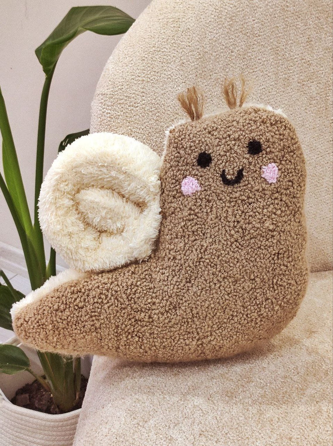 Large Handtufted Plush Funny Snail is the Cutest Gift for Your Child ...