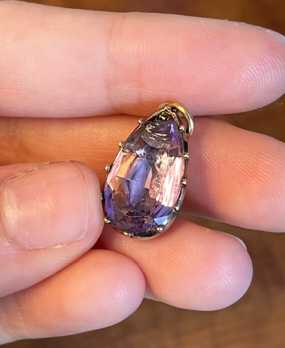 Chipped Georgian foiled-back amethyst teardrop pendan… - Gem