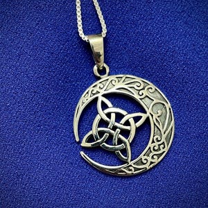 Witch's Knot Hexefus Magic Knot Celtic Pendant, Crescent Moon, Silver ...
