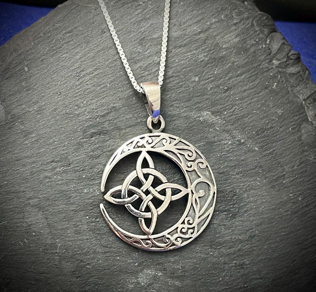 Witch's Knot Hexefus Magic Knot Celtic Pendant, Crescent Moon, Silver ...