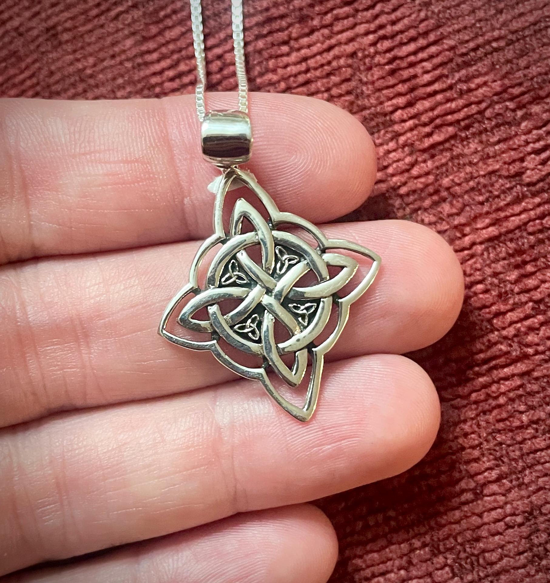 Silver Celtic Trinity Knot Hexefus Pendant Necklace, Guardianship and ...