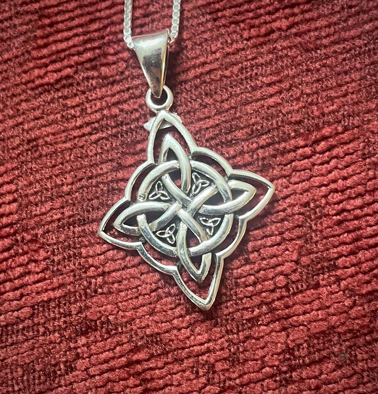 Silver Celtic Trinity Knot Hexefus Pendant Necklace, Guardianship and ...