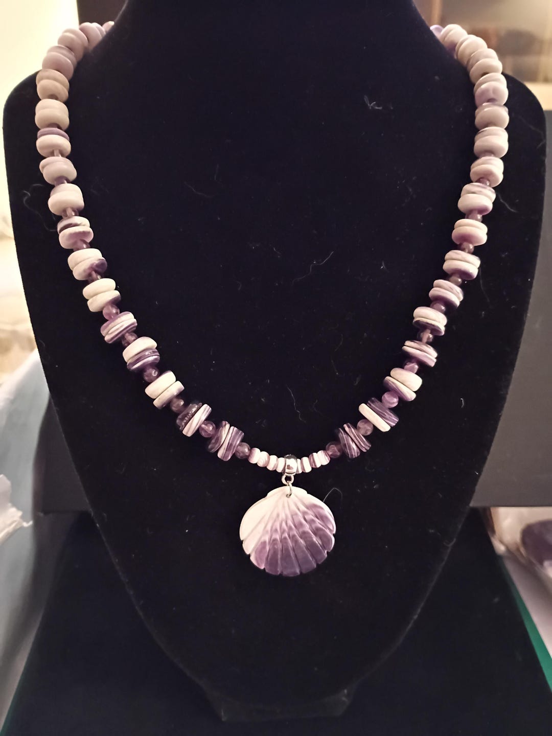 Wampum Scallops Shell Pendant Necklace - Etsy