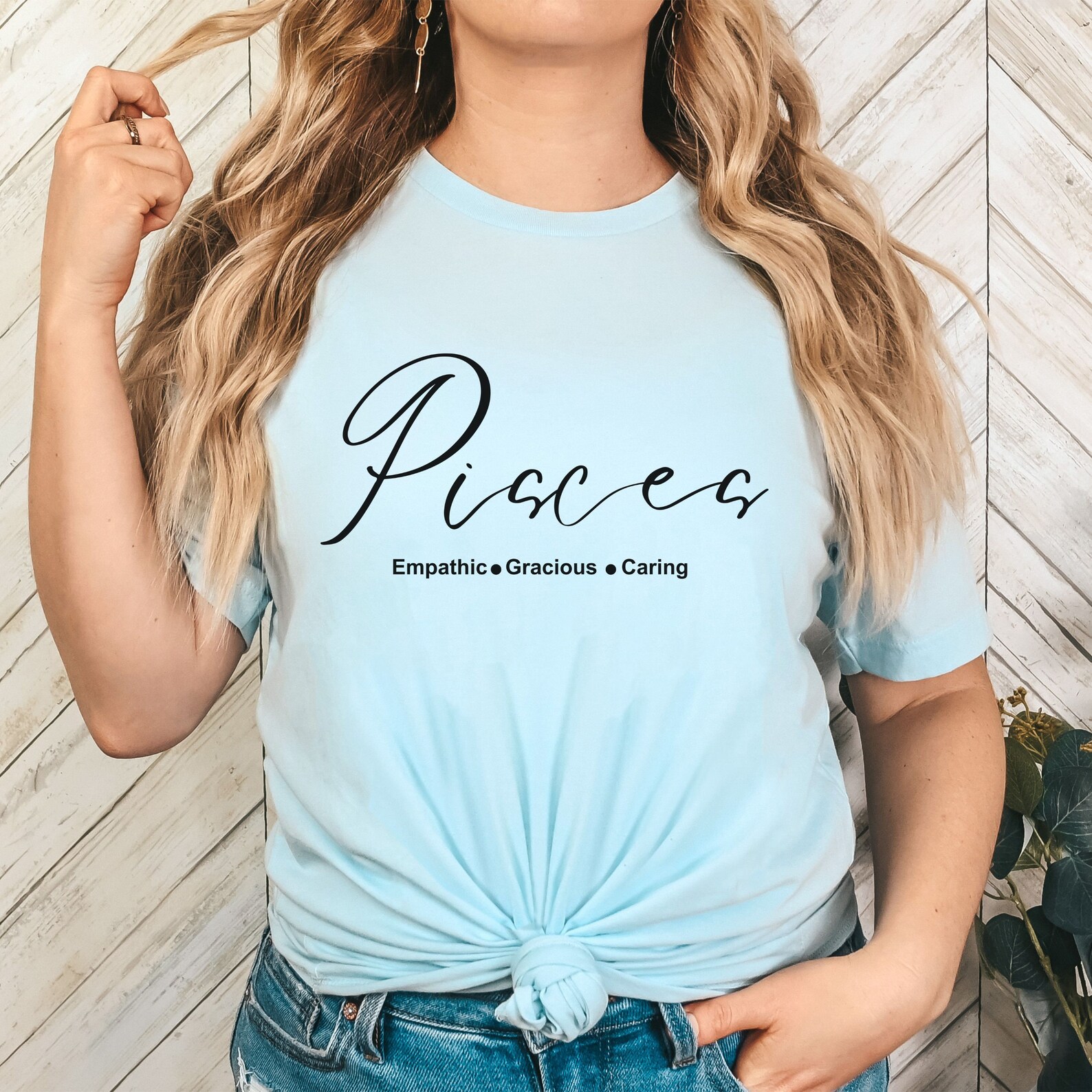 Pisces Shirt, Traits of a Pisces Shirt, Pisces Season - Etsy