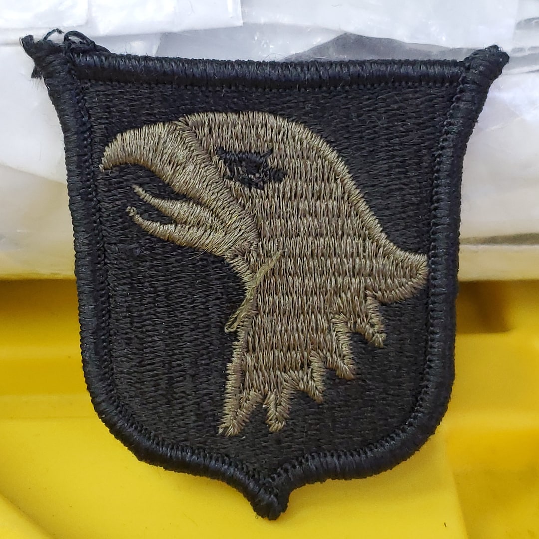 Vintage Us Army 101st Airborne Division Patch Sew on Subdued Od Black ...