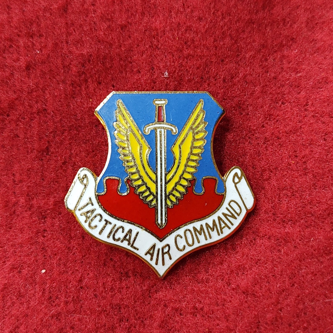 VINTAGE US Army TACTICAL Air Command Unit Crest Pin 02cr21 - Etsy