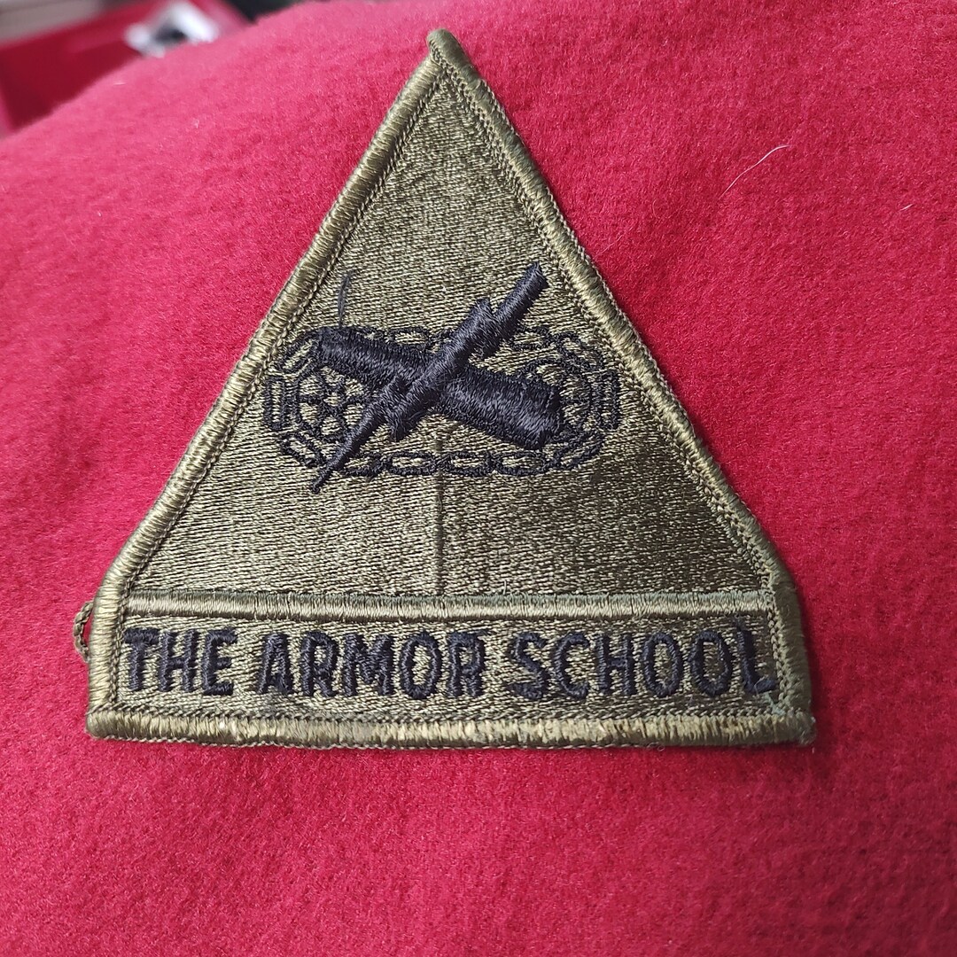 US Army ARMOR SCHOOL Patch Sew on 24cr1 - Etsy