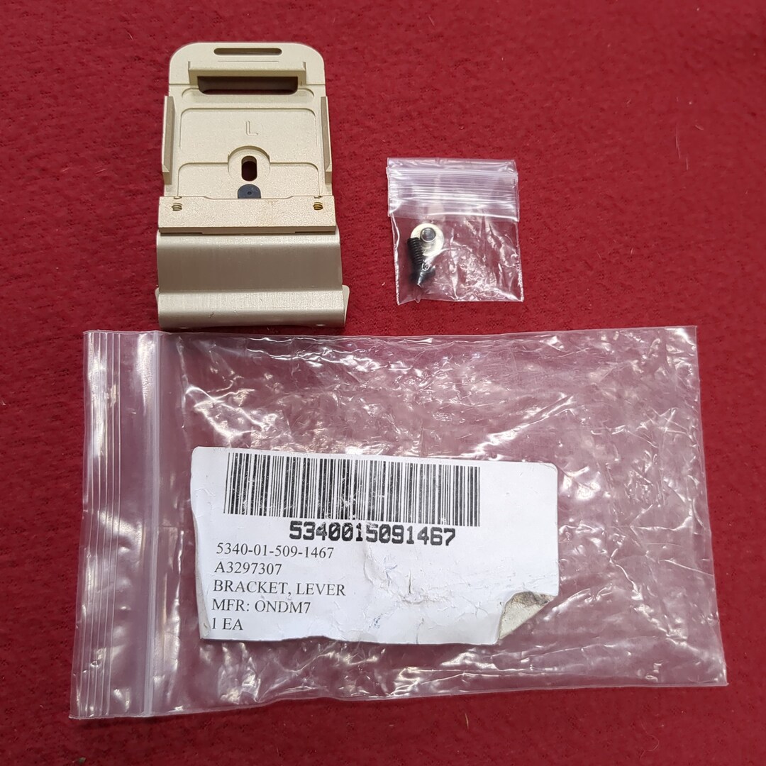 NOS US Army Tan Bracket Lever NVG Helmet Base Plate W Screw bar-aug60 ...