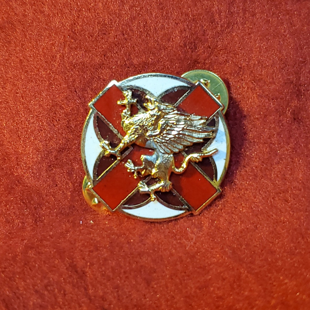 VINTAGE US Army 44TH Field Artillery Regiment Unit Crest Pin - Etsy
