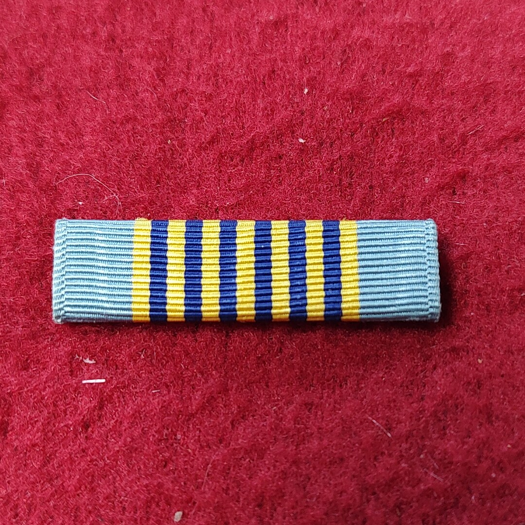 VINTAGE AIRMANS MEDAL for Heroism Ribbon 20cr110 - Etsy
