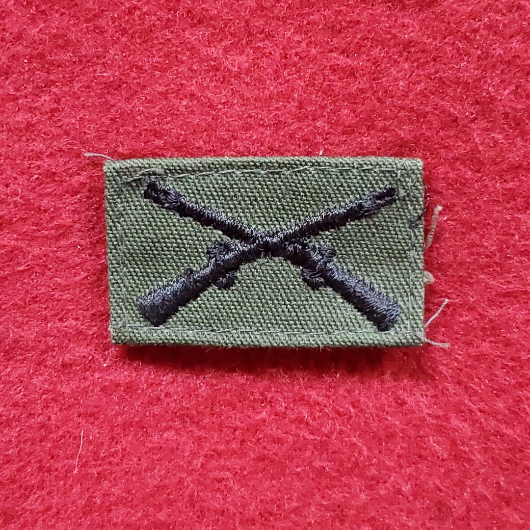VINTAGE US Army INFANTRY Cross Rifle Sew on Vietnam Od Olive Drab Era ...