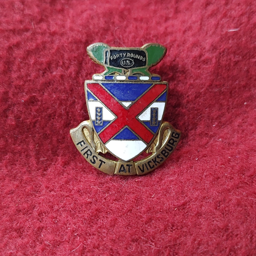 VINTAGE US Army 13th Infantryunit Crest Pin 11o77 - Etsy Canada