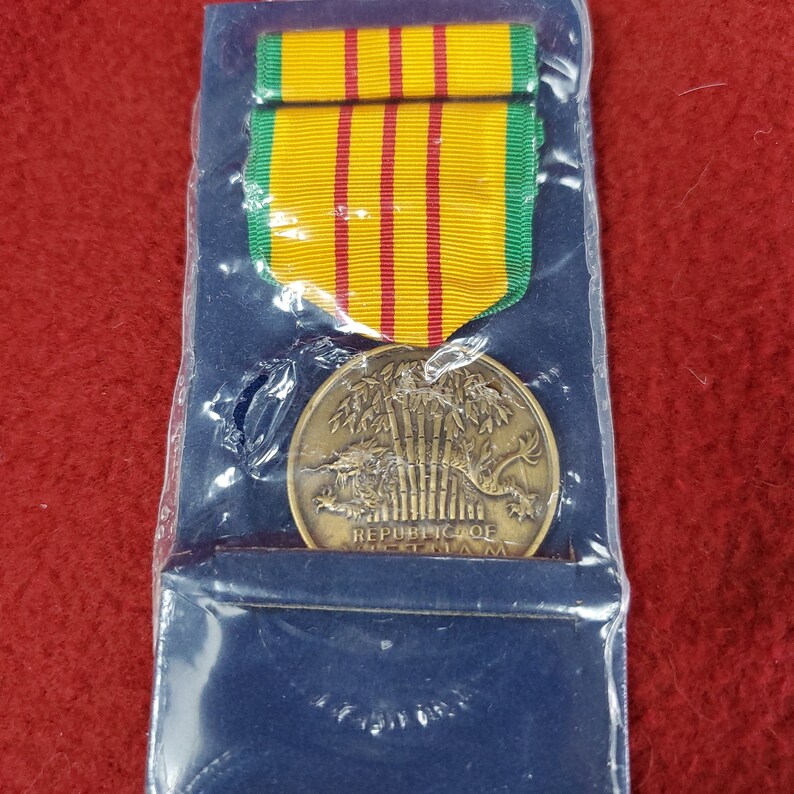 US Military Vietnam Service Medal Army da32 - Etsy