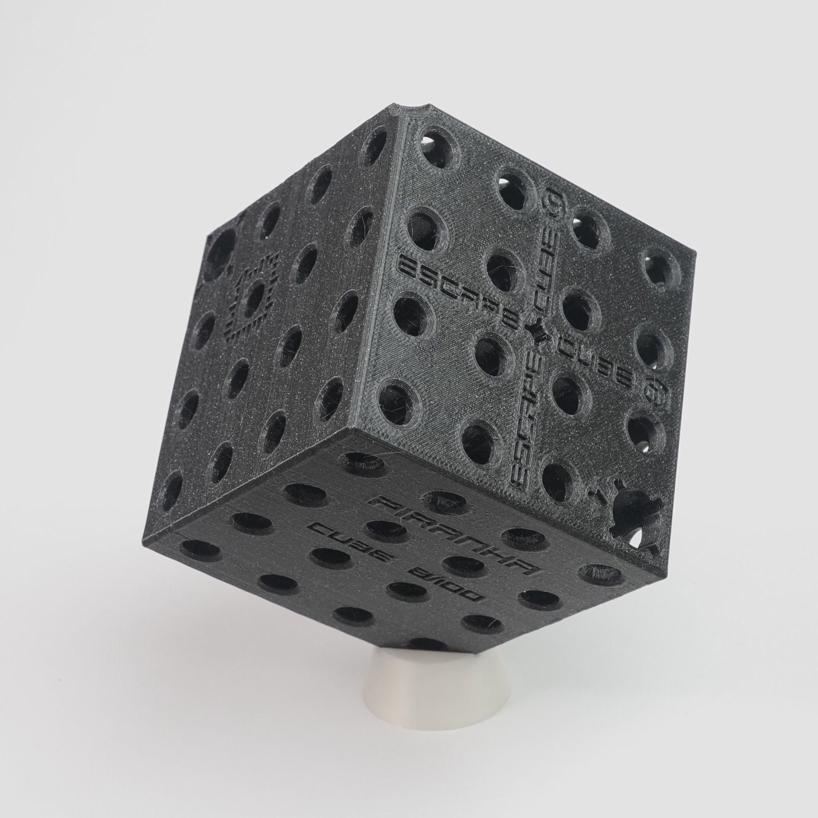 Escape Cube - 3D Maze 4x4x4 | Hardest Maze in the World | Cerebral Game ...