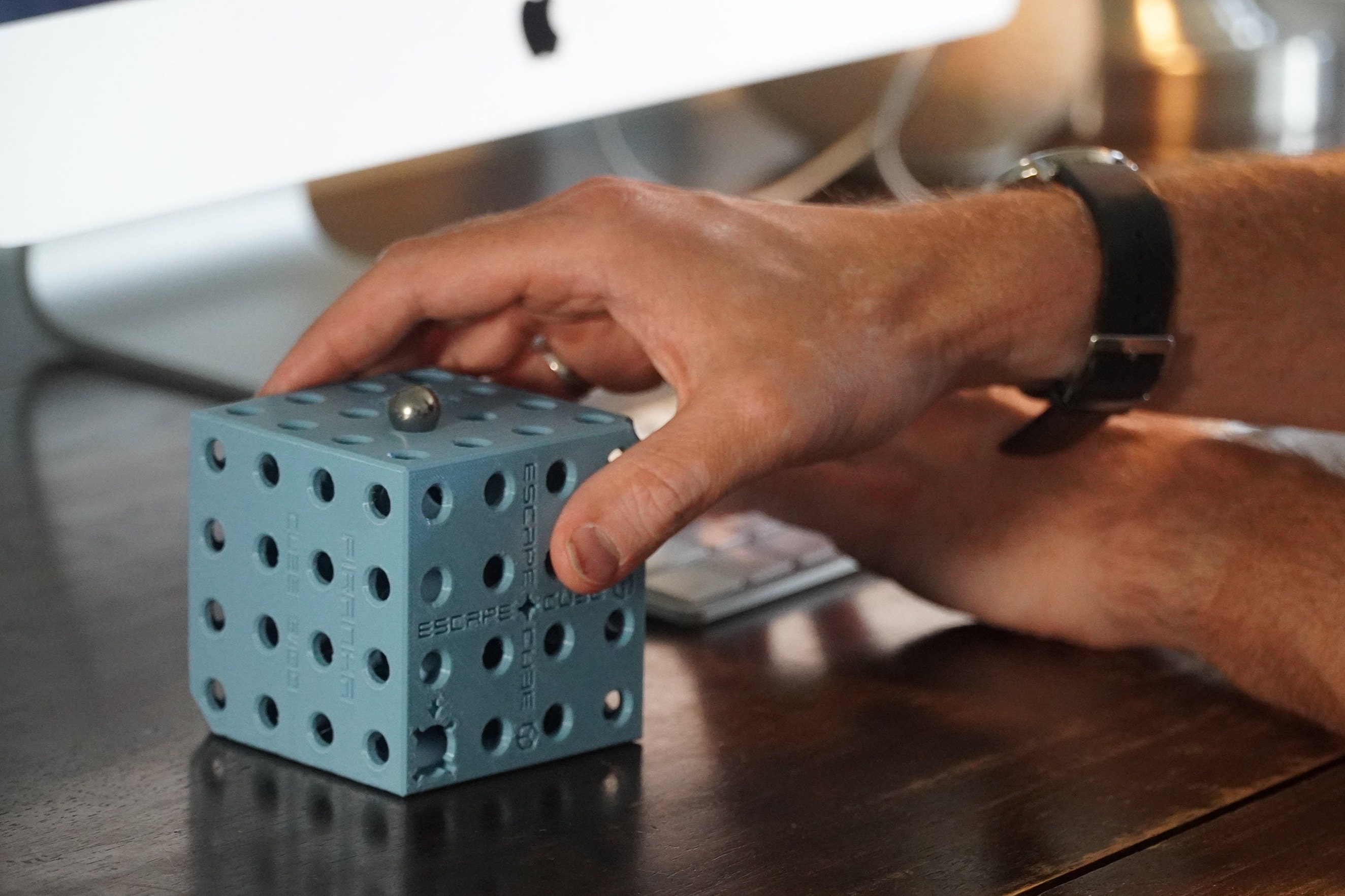 Escape Cube - 3D Maze 4x4x4 | Hardest Maze in the World | Cerebral Game ...