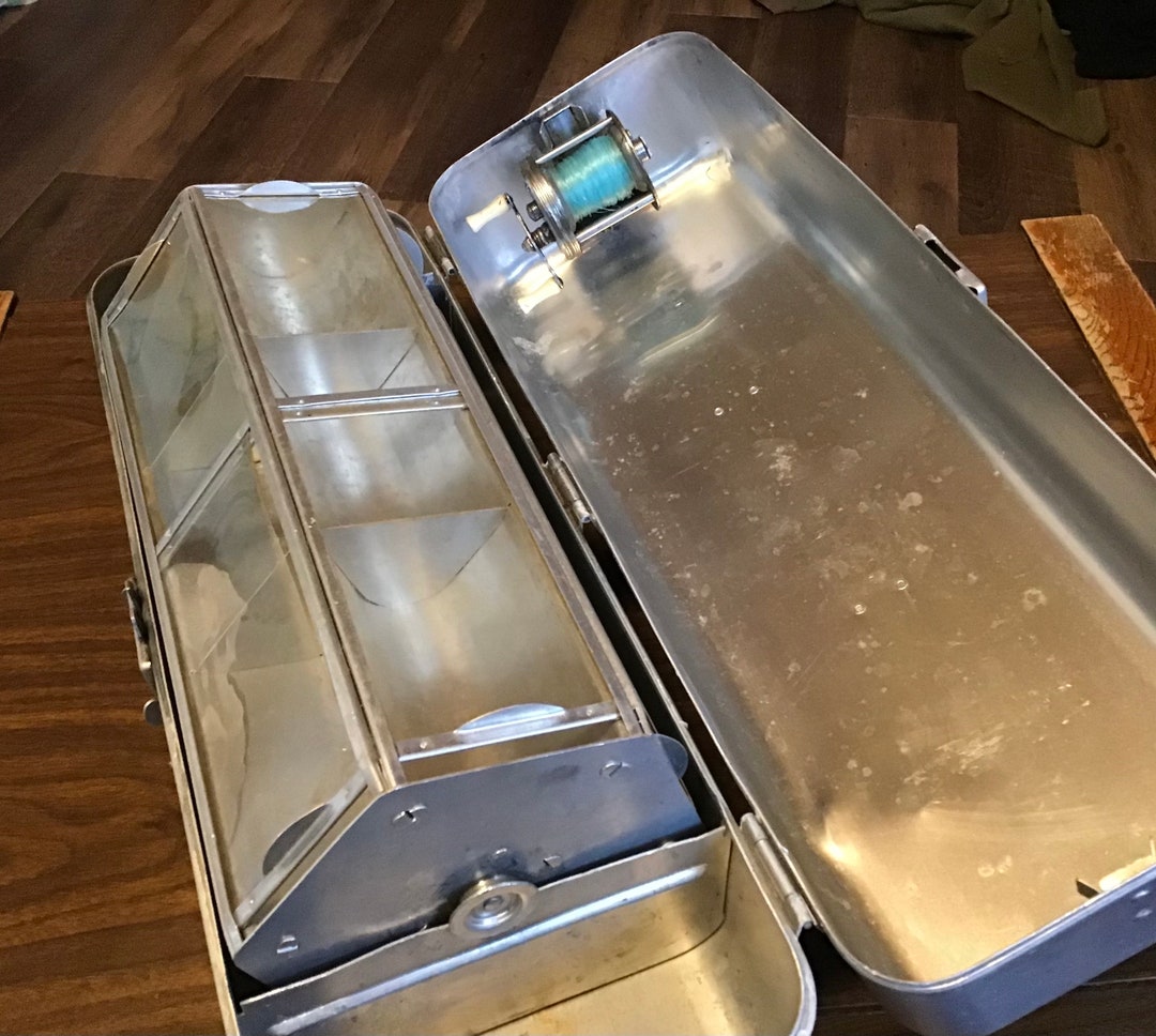 Old Aluminum Fishing Tackle Box. Extremely Rare Vintage UMCO - Etsy