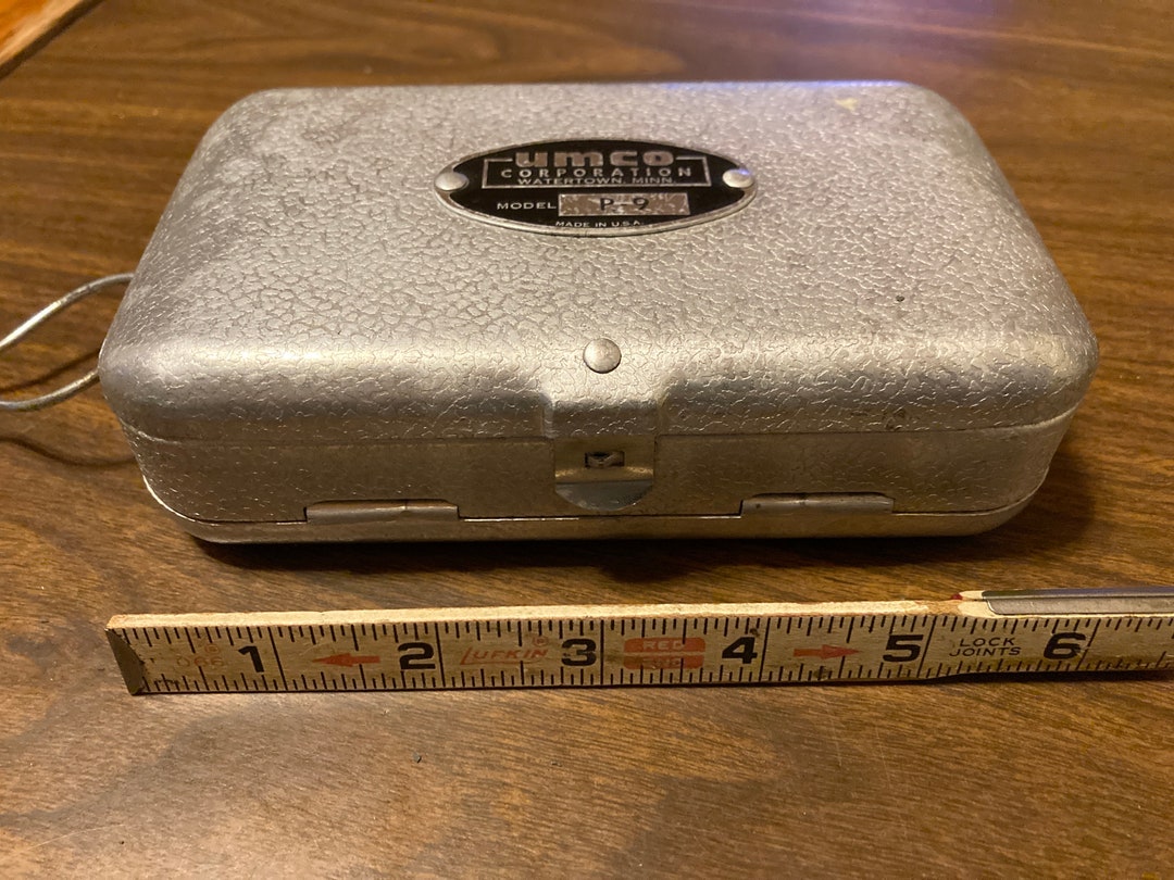 Old Collectable UMCO Tackle Box. Model P9 Fly Fishing Box With Clasp - Etsy