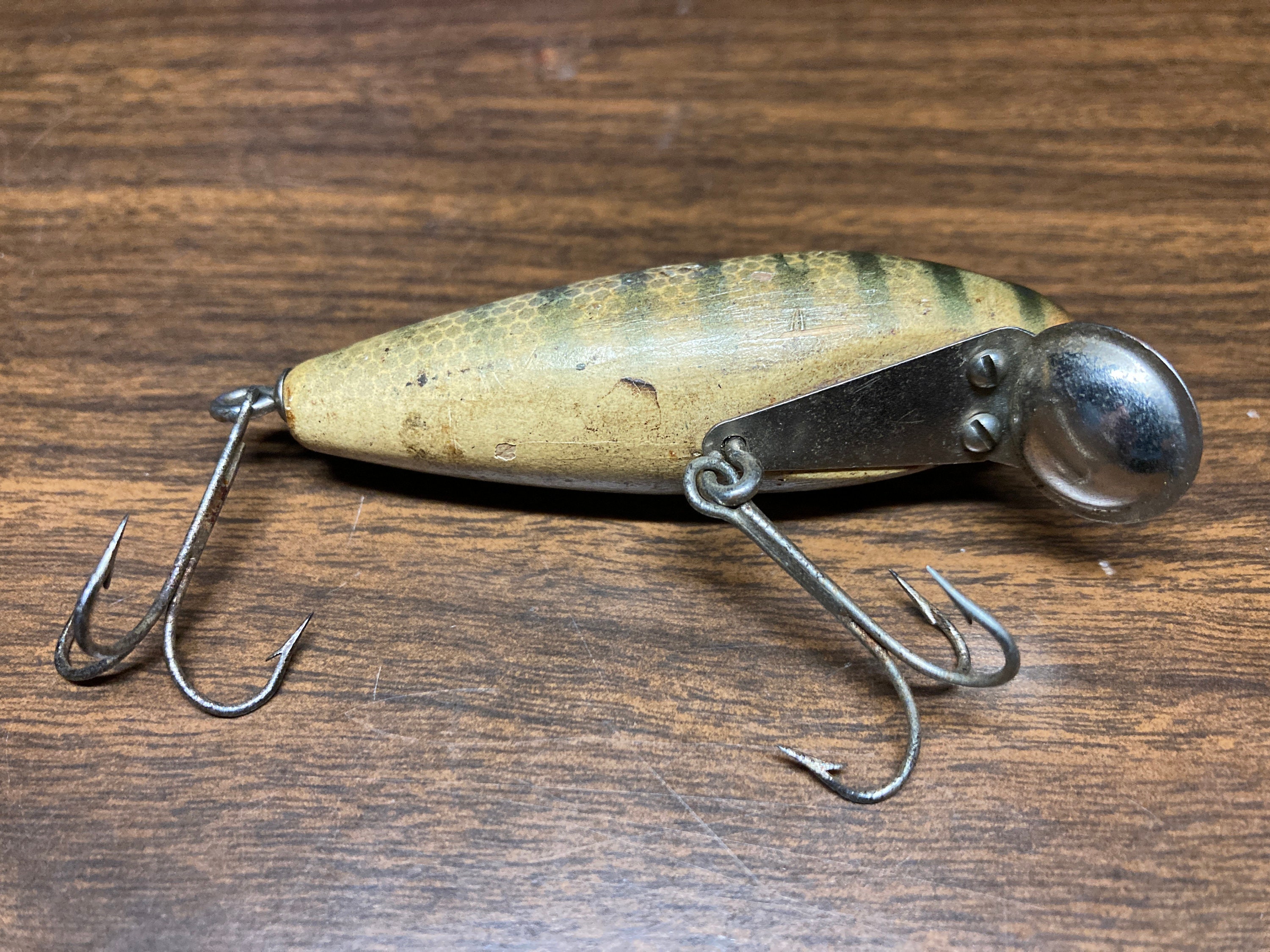 Vintage Wooden Paw Paw / HI? Fishing Lure in Great Color Perch Pattern ...