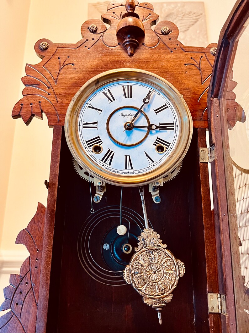 Antique Ingraham Gingerbread / Kitchen Clock - Etsy