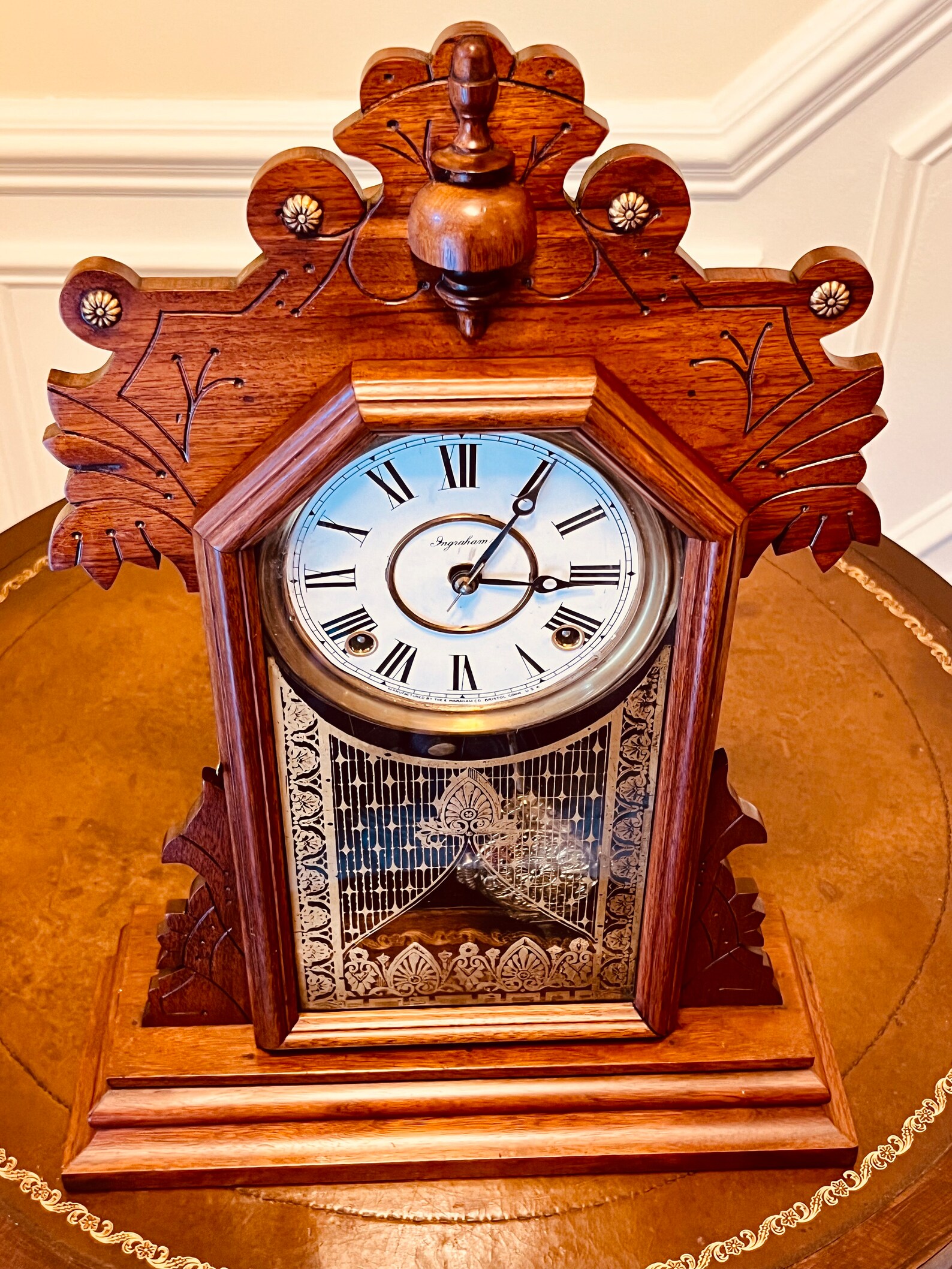 Antique Ingraham Gingerbread / Kitchen Clock - Etsy