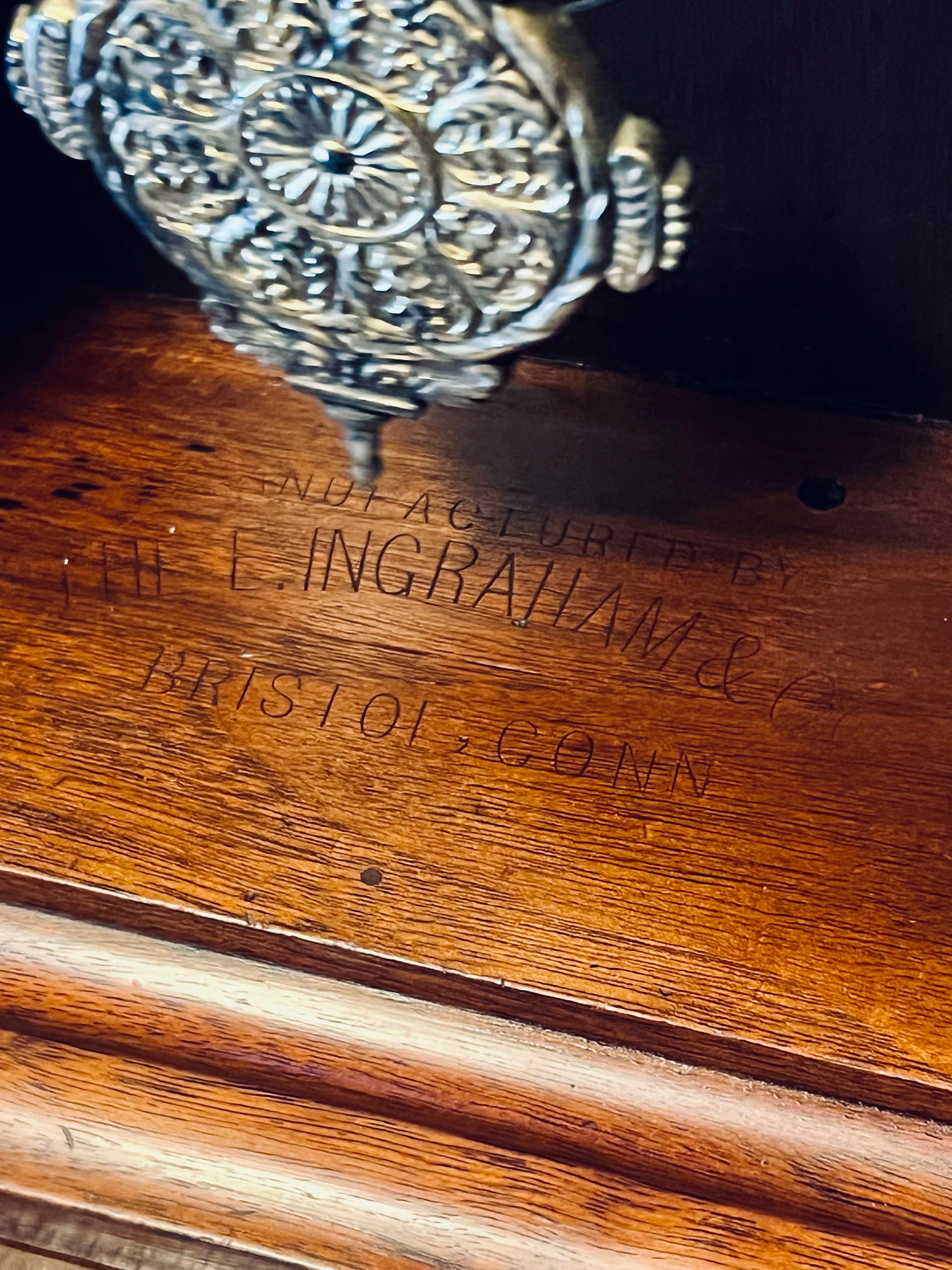 Antique Ingraham Gingerbread / Kitchen Clock - Etsy