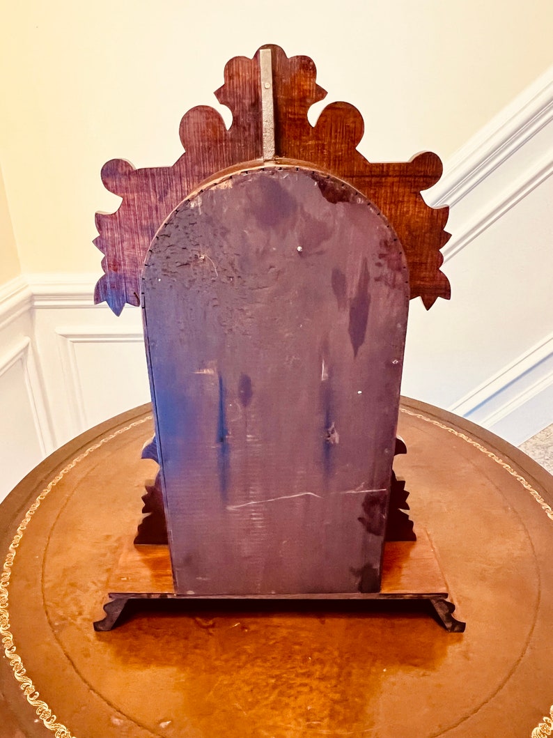 Antique Ingraham Gingerbread / Kitchen Clock - Etsy