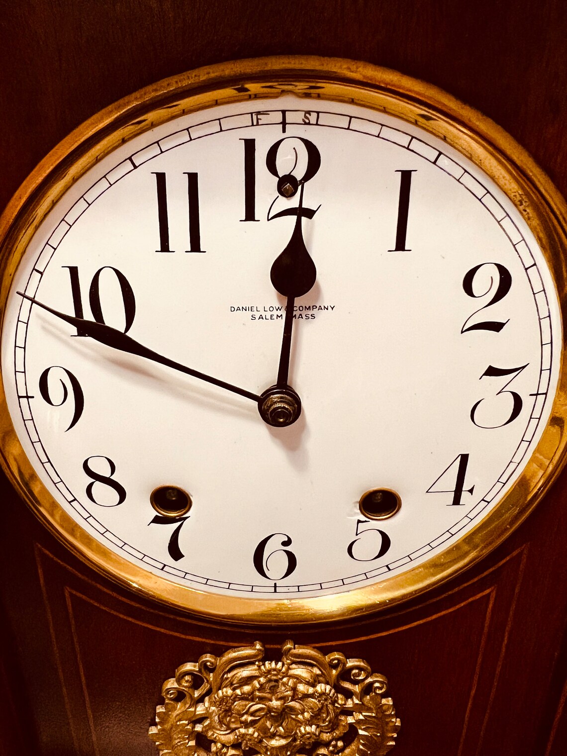 Vintage Daniel Lowe & Co Mantel Clock - Etsy