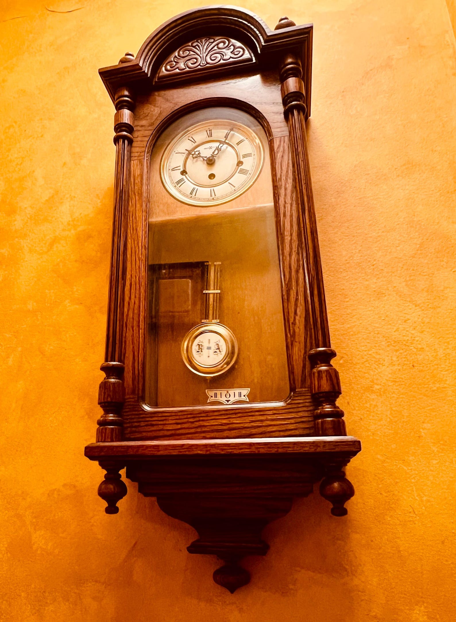 Vintage Howard Miller Westminster Chime Winding Wall Clock - Etsy