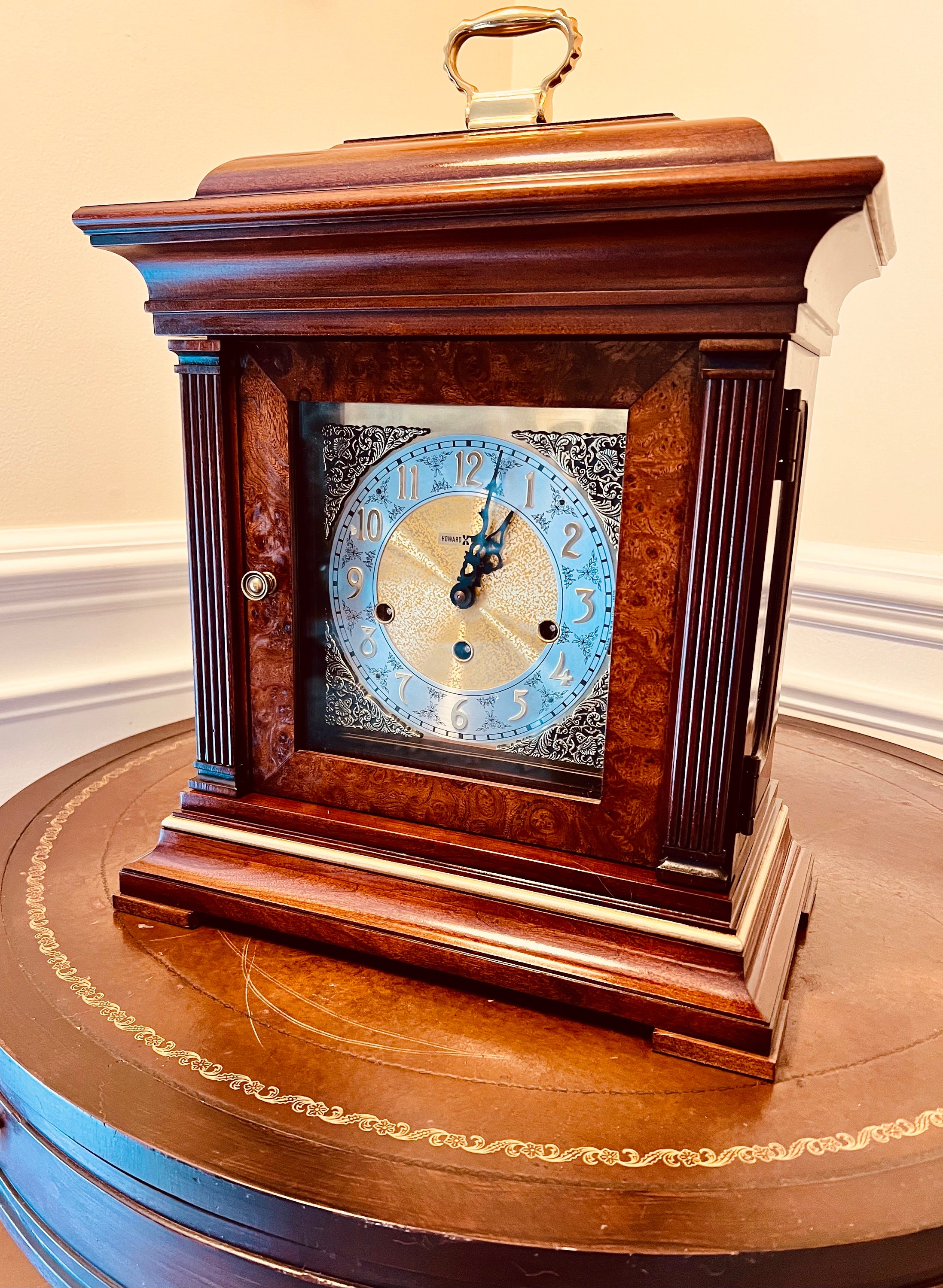 Vintage Howard Miller Thomas Topion Carriage / Mantel Clock mahogany ...