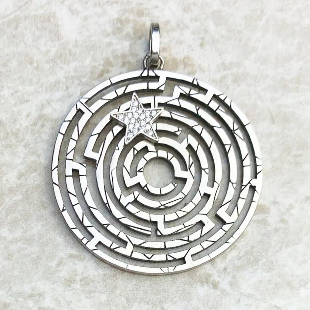 Labyrinth Maze Game Medallion Labyrinth Silver Pendant With - Etsy