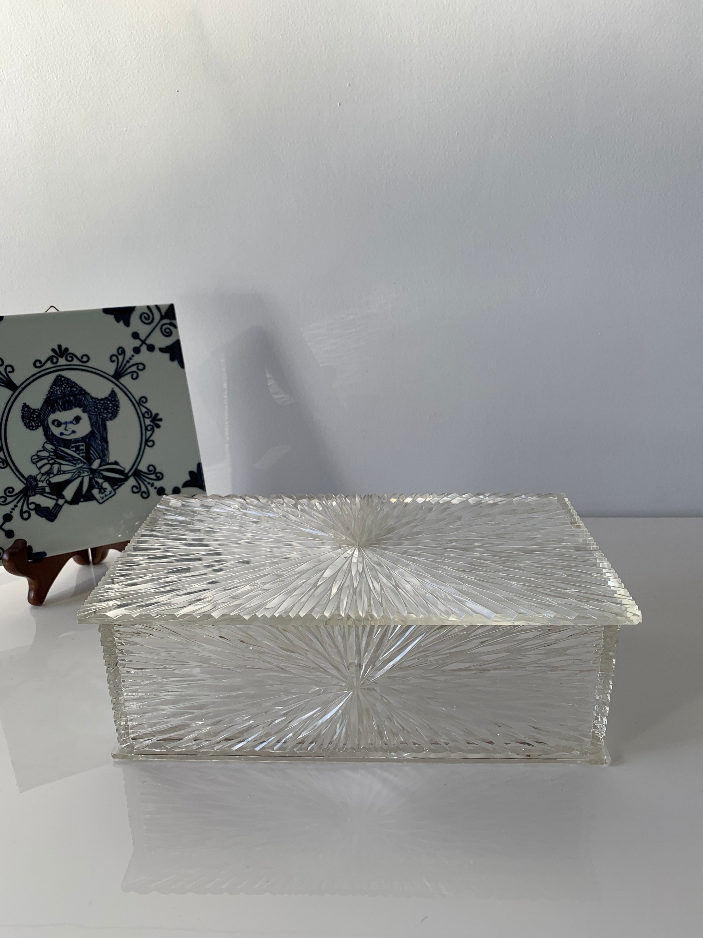 MCM 'celebrity Inc New York, New York' Clear Plastic Jewelry Box With ...