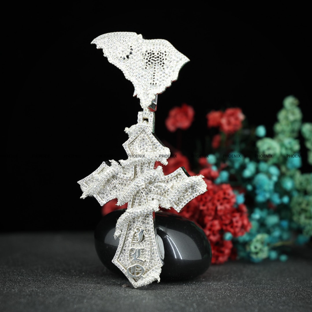 Iced Out Cross Moissanite Diamond Pendant, Hip Hop Gothic Cross ...