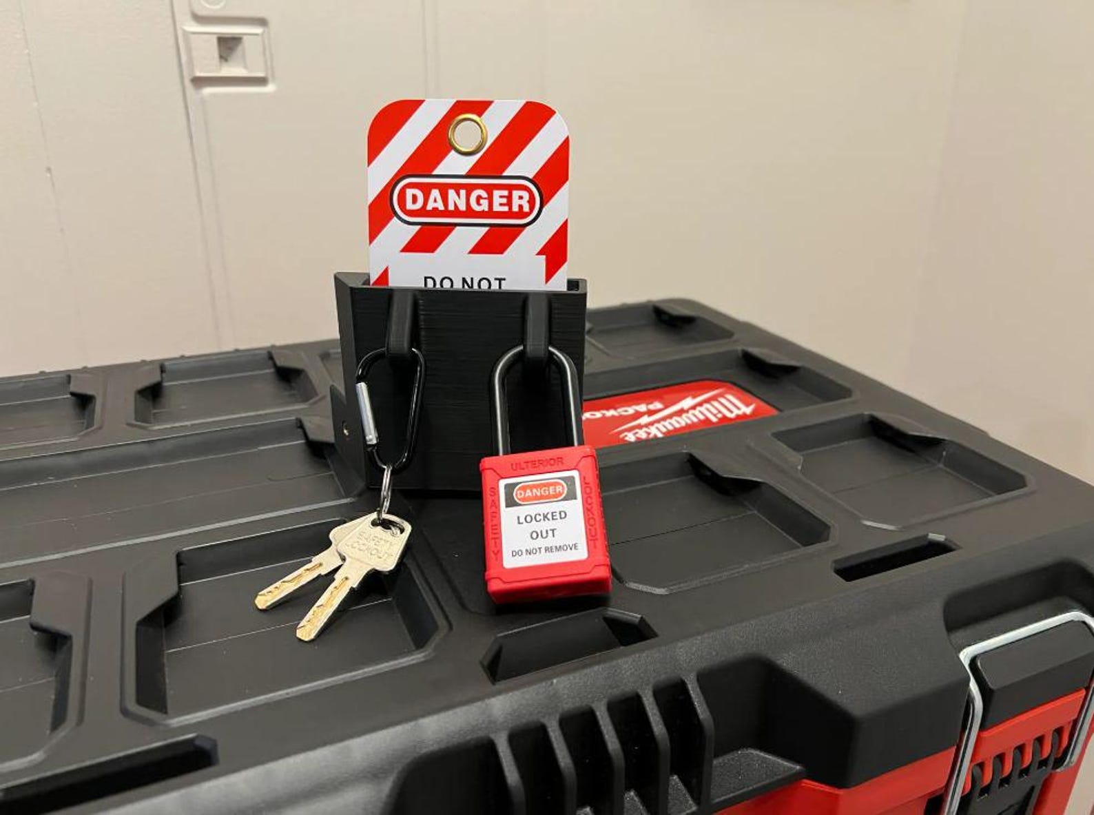Milwaukee Packout Lockout Tagout Holder – Secure LOTO Storage for ...