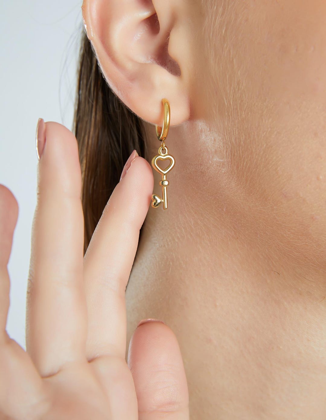 Gold Key Earrings, Vintage Style Dangle Jewelry for Women, Gift Idea ...