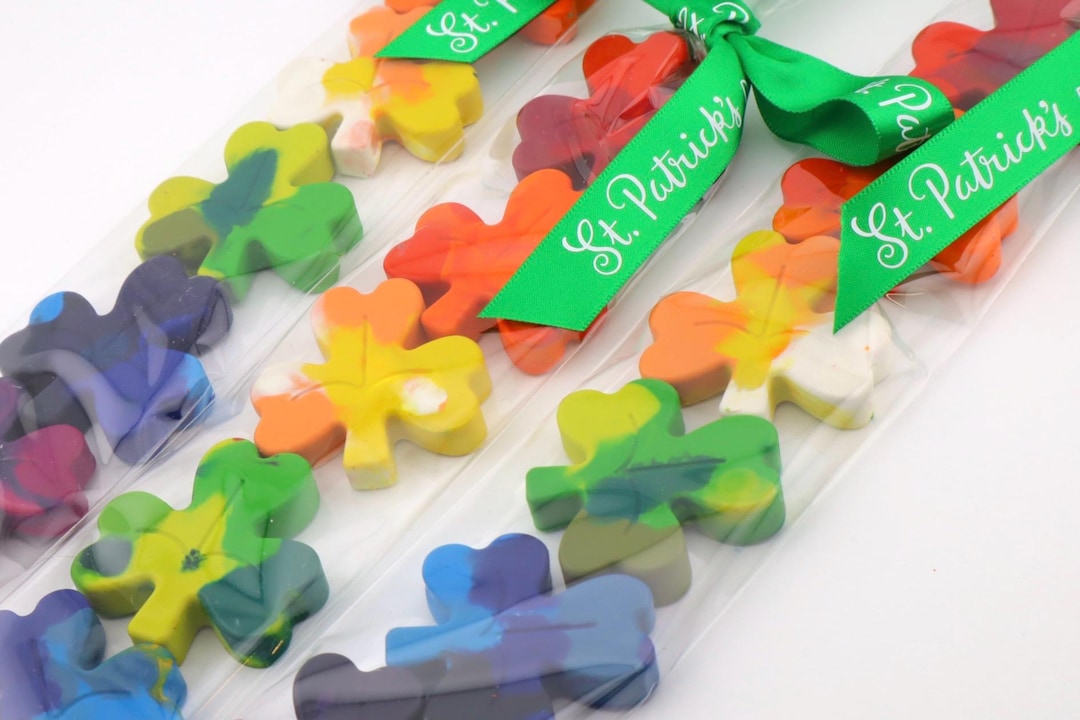 St Patrick’s Day Shamrock Crayons, Saint Patrick’s Day Gifts Crayons - Etsy