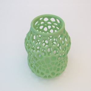 3D Futuristic Wireframe Vase for Flowers as a Stl File & Cute Vase, 3D ...
