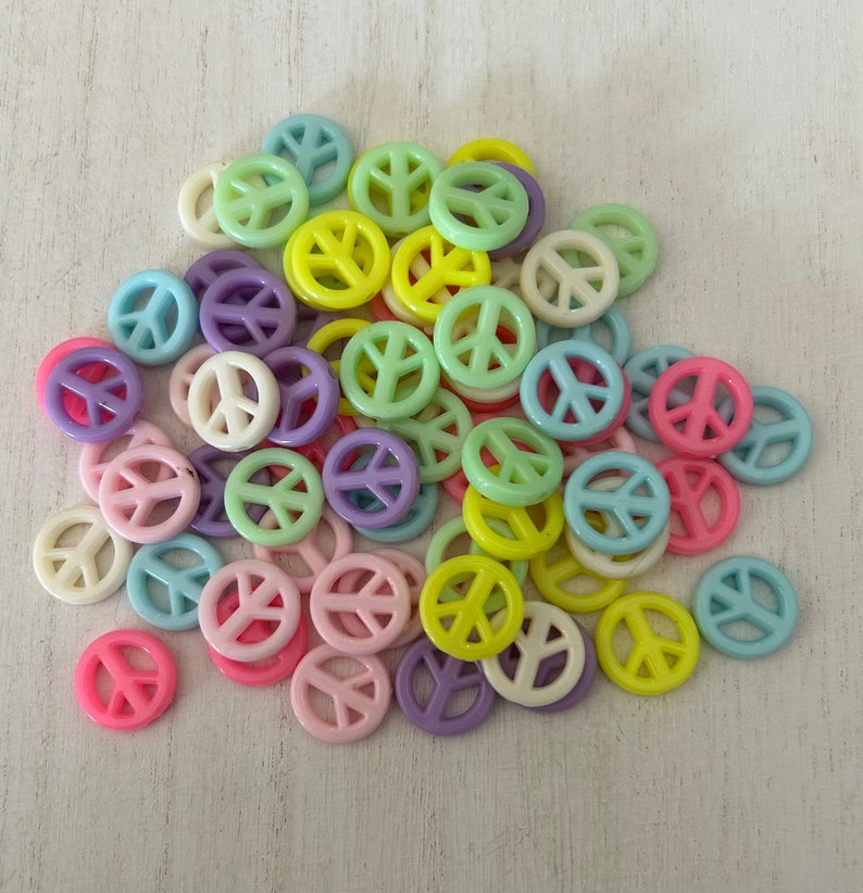70 Acrylic Peace Sign Beads - Acrylic Peace Sign Pendants - Peace Sign ...