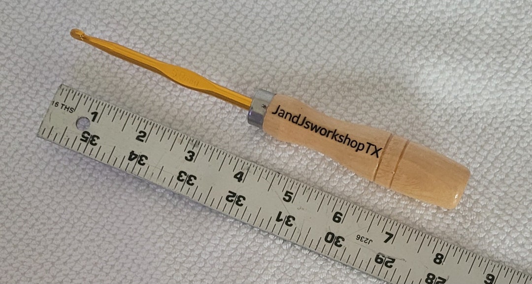2 Tool Bundle! Size 6 Crochet Hook With Ergonomic Wooden Handle, for ...