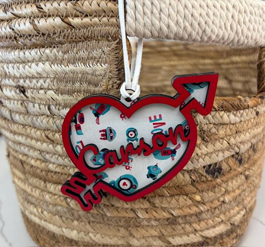 Étiquettes prénom en bois pour la Saint-Valentin, coeurs en bois ...