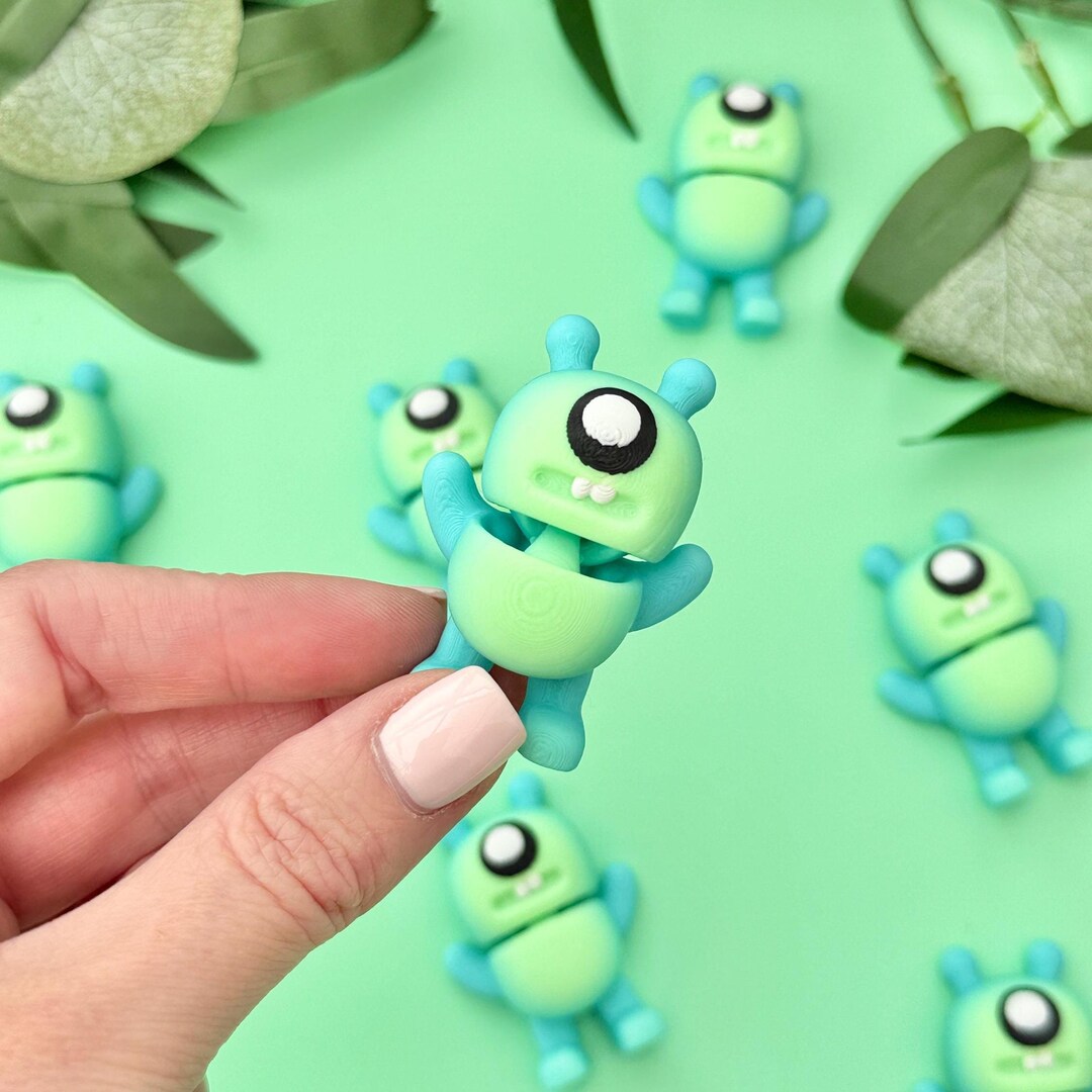 Monster Fidget Alien Toy Flexible Stress Relief Toy Stocking Filler ...