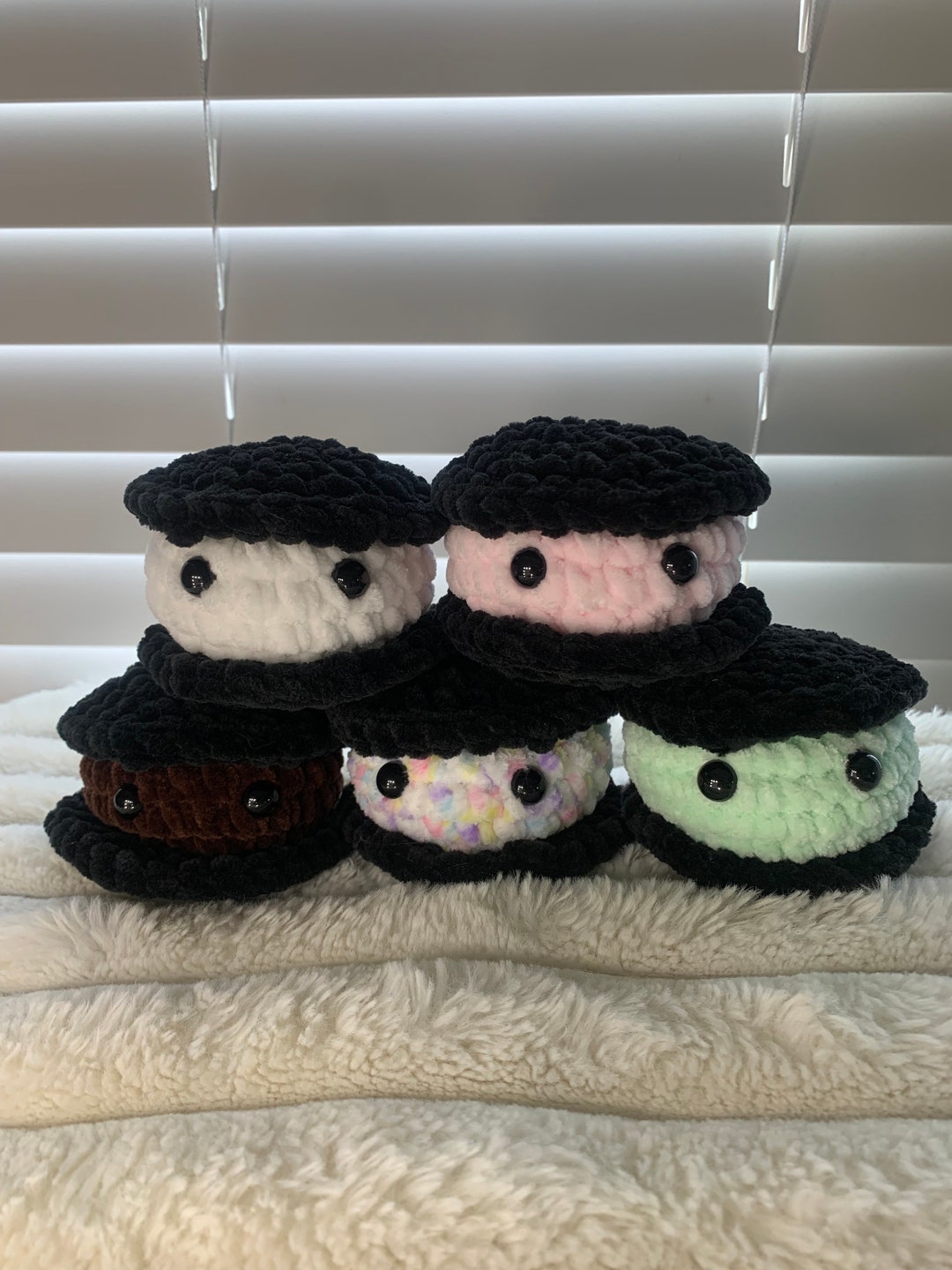 Handmade Crochet Oreo Plushies | 5 Flavours Available | Food Amigurumi ...